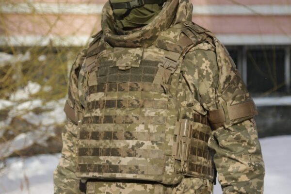 Ukraine Defense Ministry Develops Body Armor